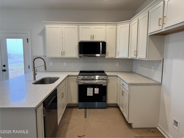 204 Willowbend Way, Youngsville, LA 70592 | MLS #2600002 | Compass