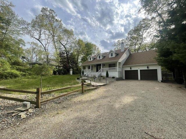 204 Talahi Trl, Michigan City, IN 46360