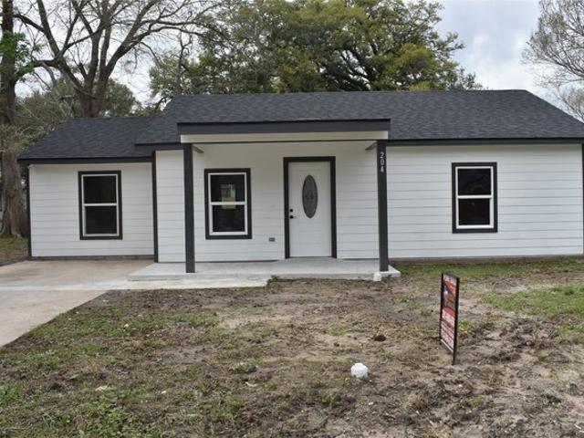 204 Texas, Daisetta, TX 77533