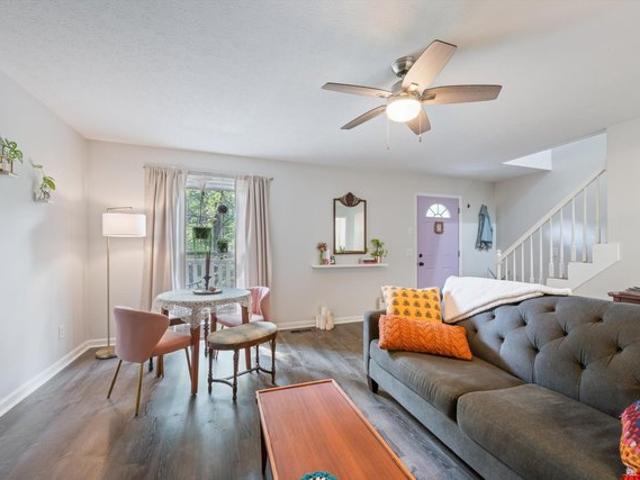 204 Timberlake Dr, Springfield, TN 37172