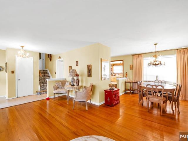 204 Tryon Place
