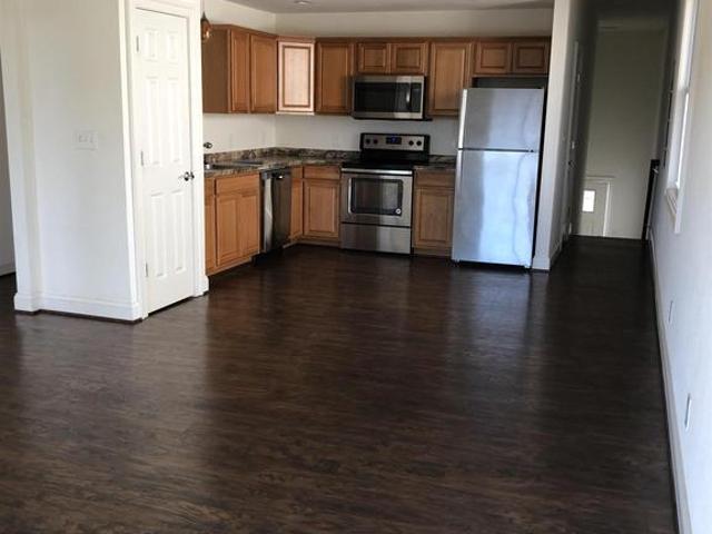 204B Stribling Ave # B