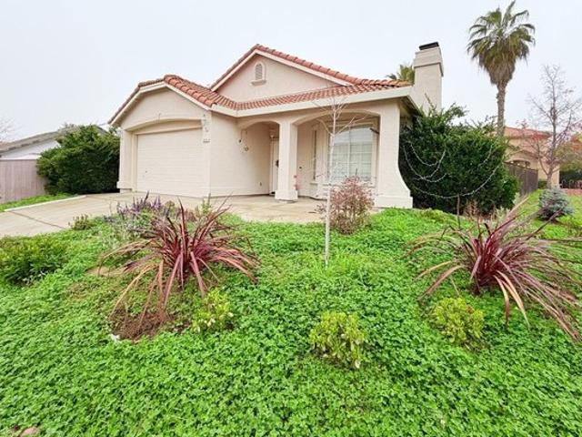 2054 Ajay Dr, Roseville, CA 95678