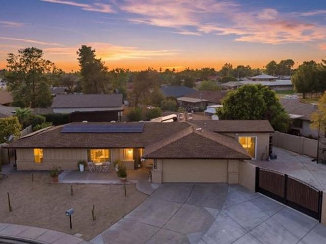 2054 E Downing St, Mesa, AZ 85213