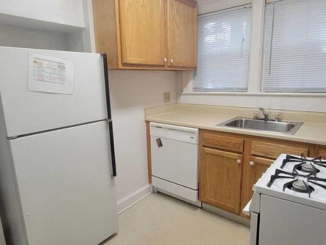 2054 Iuka Ave. 3 Bedroom Apartment for Rent at 2054 Iuka Ave, Columbus, OH 43201 Iuka Ravine