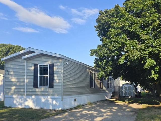 2054 Ironwood East Ct, Muskegon, MI 49442