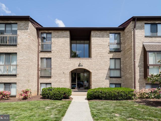 2054 Royal Fern Ct, Unit 24/21B, Reston, VA 20191 | MLS #VAFX2297 | Compass