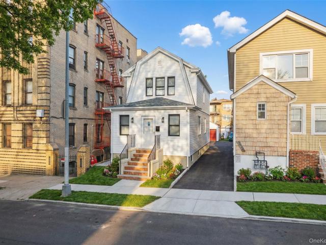 2054 St Paul Avenue | Compass
