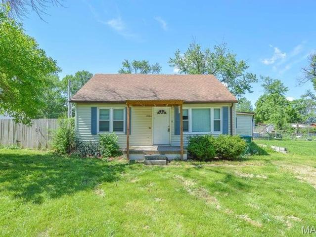 2054 Sandy Ridge Rd, Cahokia, IL 62206