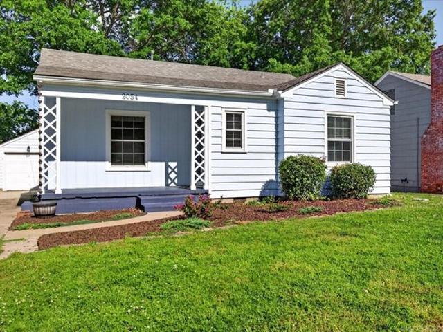 2054 SE Dewey Ave, Bartlesville, OK 74003