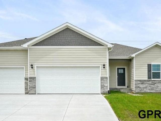 20558 Westridge Dr, Gretna, NE 68028