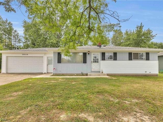 20559 Westwood Park Blvd, Strongsville, OH 44149