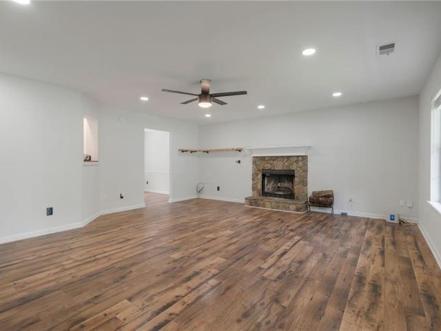 2055 Amberly Glen Way