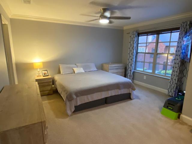 2055 Bungalow Dr