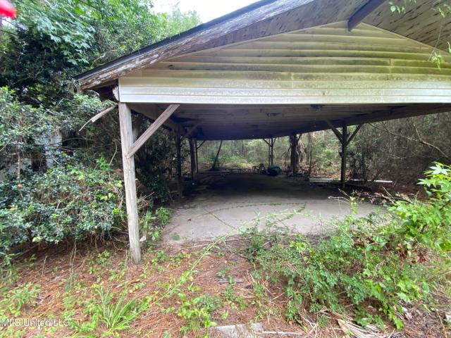2055 Bienville Ave, Bay St. Louis, MS 39520 | MLS #4119 | Compass