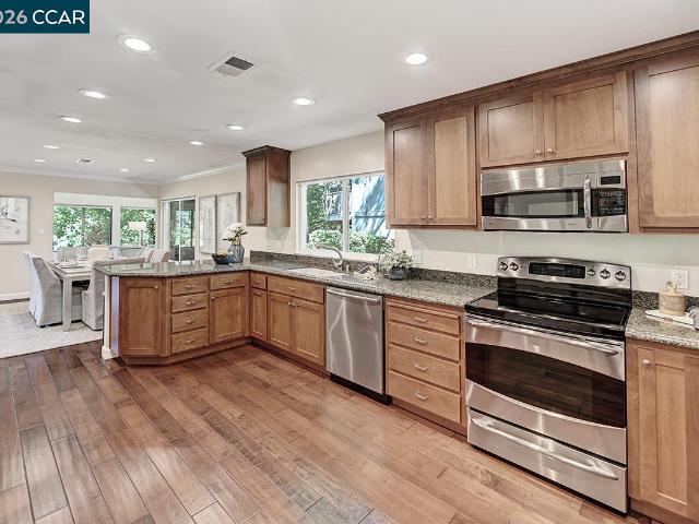 2055 Cactus Ct 6