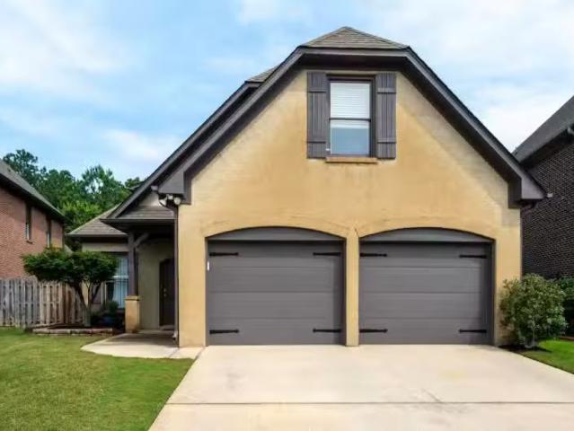 2055 CHALYBE WAY, HOOVER, AL 35226
