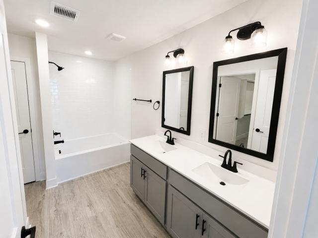 2055 Emerald Lake Trail