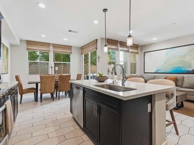 2055 Foxtrot Loop Unit 1, Chula Vista, CA 91915