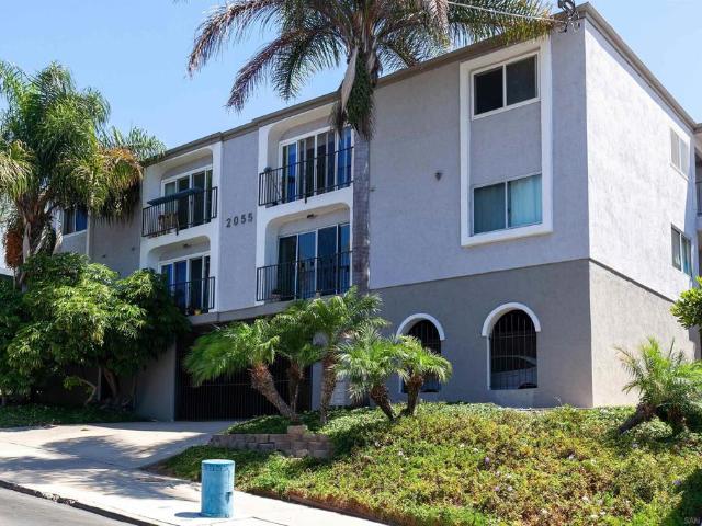 2055 Front Street 4