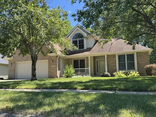 2055 Pinewood Dr, Columbus, IN 47203
