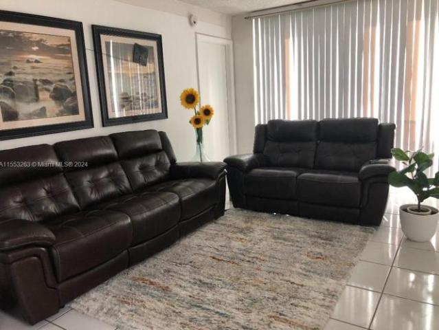 2055 SW 122nd Ave #528, Miami, FL 33175