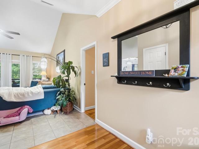 2055 Tiger Paw Lane