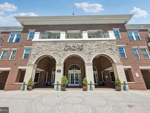 2055 26th St S Unit 5 203, Arlington, VA 22206