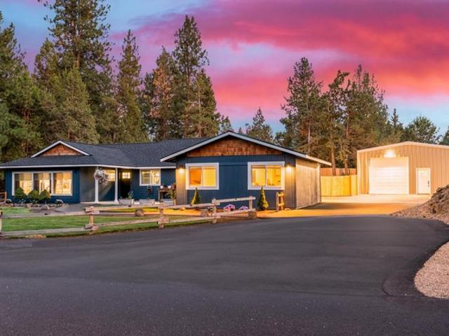 20569 Ambrosia Ln, Bend, OR 97702