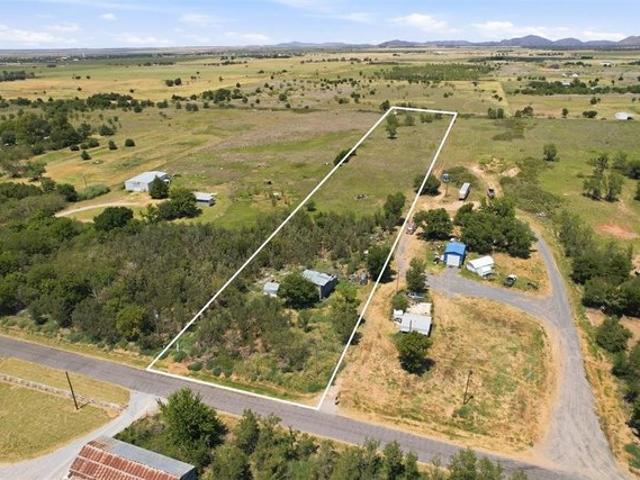 20569 E County Road 156, Blair, OK 73526