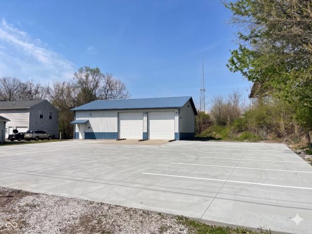 2056 N 4th Street