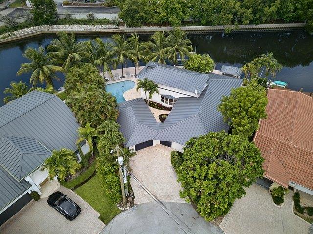 2056 NE 21st Ct, Wilton Manors, FL 33305