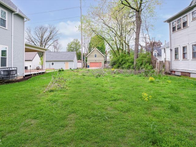 2056 Central Avenue
