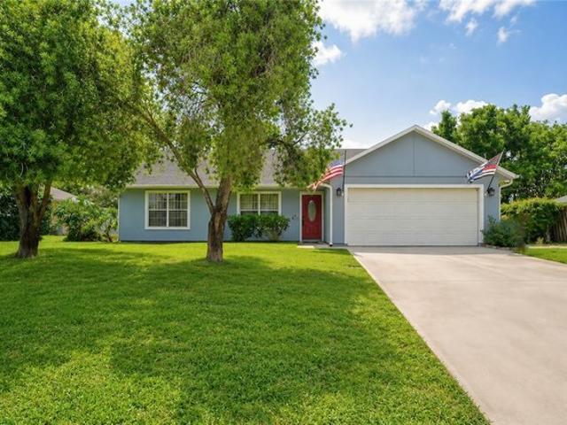 2056 16th Ave SW, Vero Beach, FL 32962