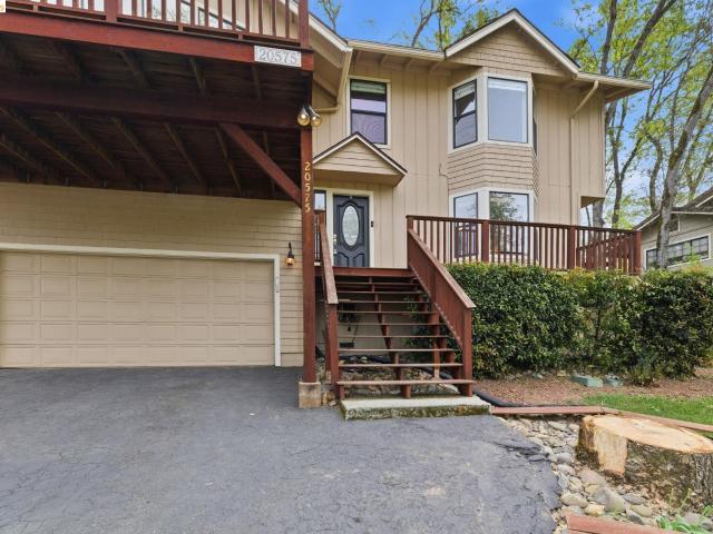 20575 Lori Ln