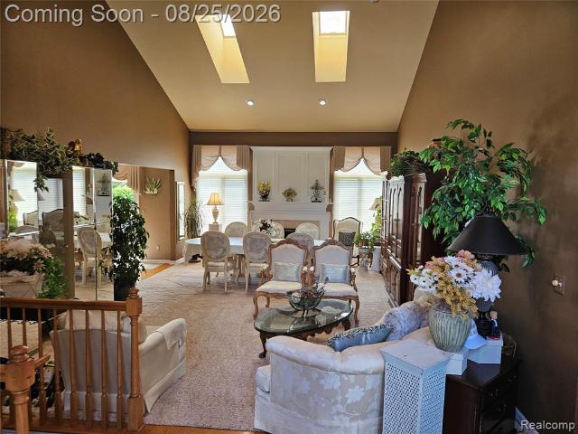 20578 Hillsboro Drive