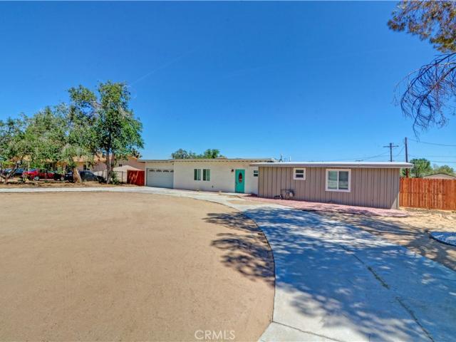 20578 Nisqually Rd, Apple Valley, CA 92308 | Compass