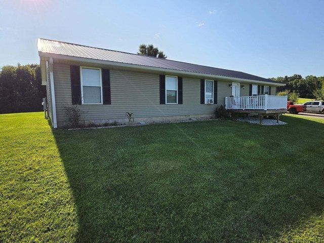 2057 Harden Dr, Mount Perry, OH 43760