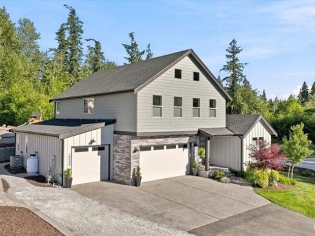 20580 Sinnes Rd, Mount Vernon, WA 98274