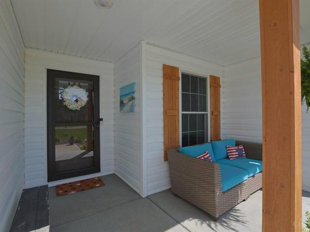 20588 Lakeview Drive