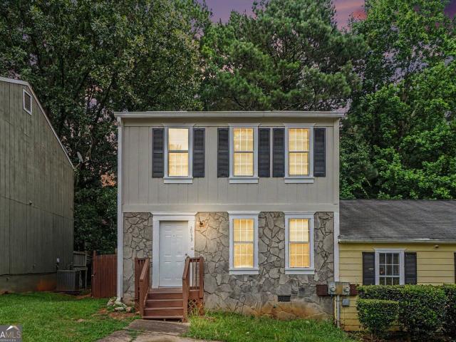 2058 Charter Lane
