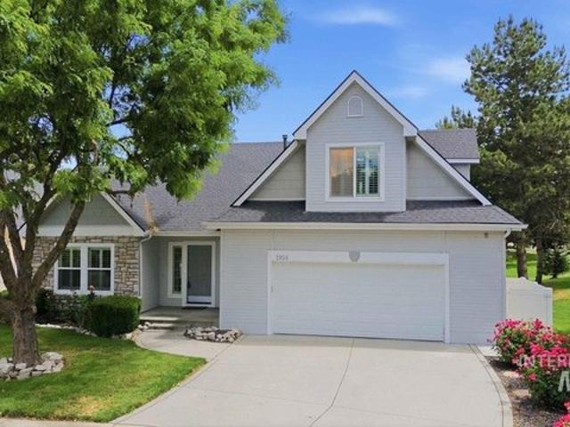 2058 E Stonybrook Ct, Eagle, ID 83616