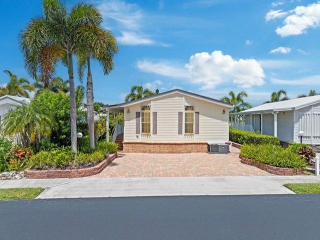 2058 Fly Caster Pt Unit 2058, Naples, FL 34120