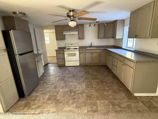 2058 Pinehaven Lane