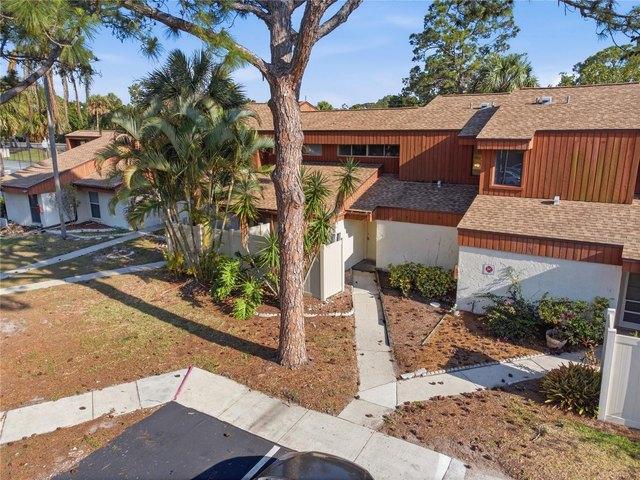 2058 Sunset Point Rd Unit 15, Clearwater, FL 33765