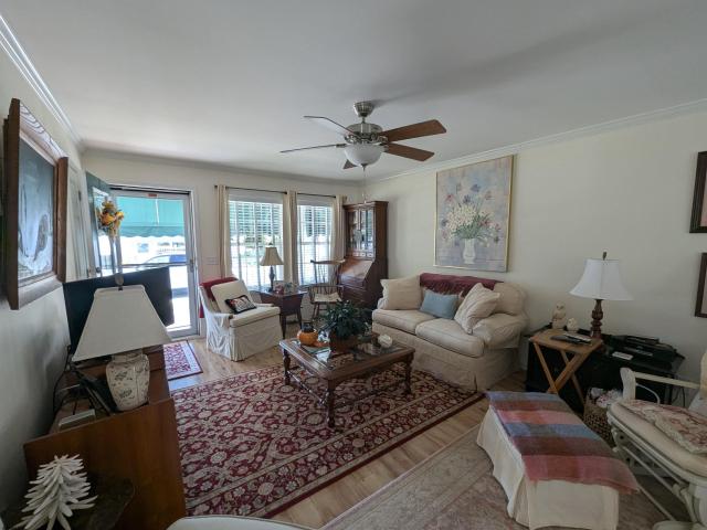 2058 Shore RD