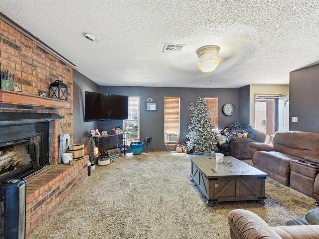 2058 W 7th Place