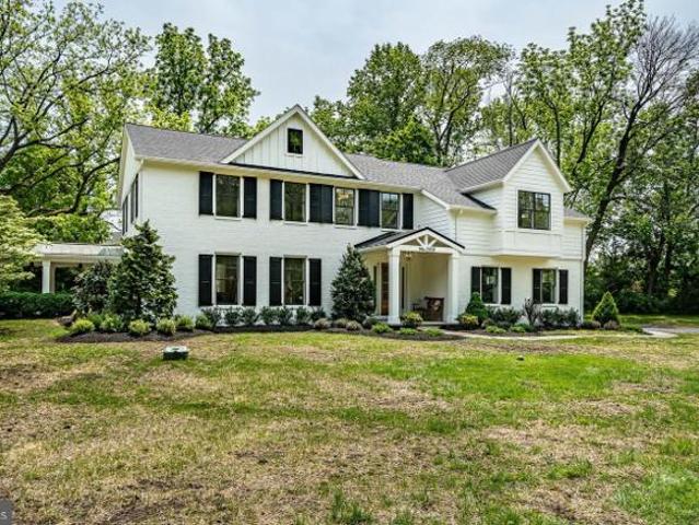 2058 Waterloo Rd, Berwyn, PA 19312