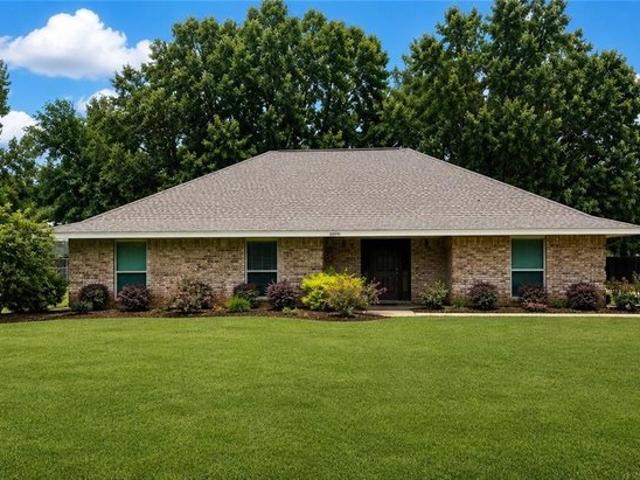 20595 Blind St, Livingston, LA 70754