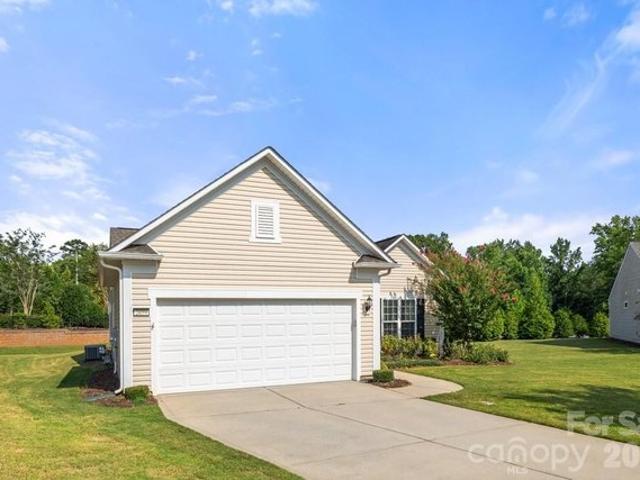 2059 Moultrie Ct, Fort Mill, SC 29707